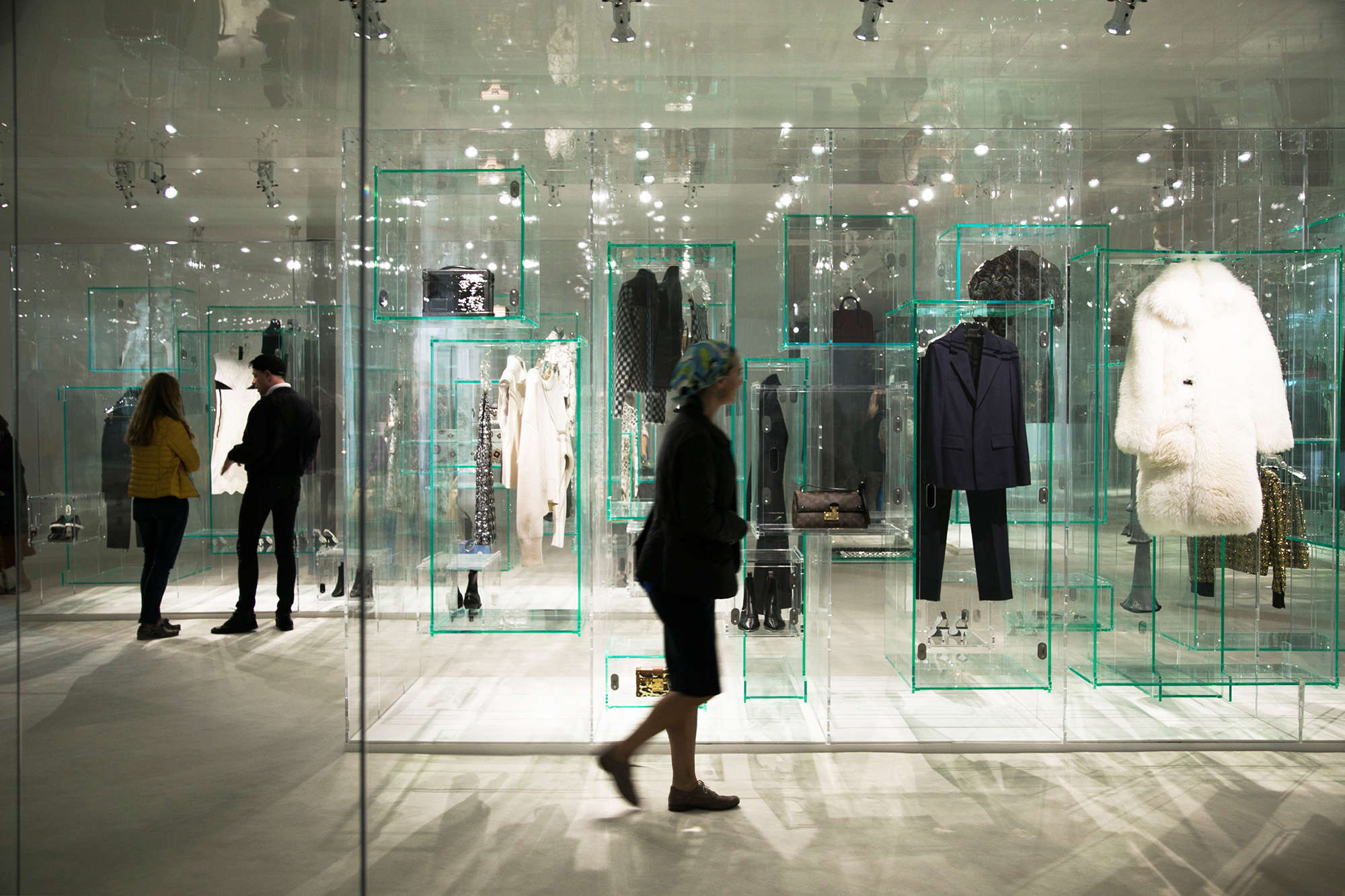 Louis Vuitton – Series Three | Es Devlin