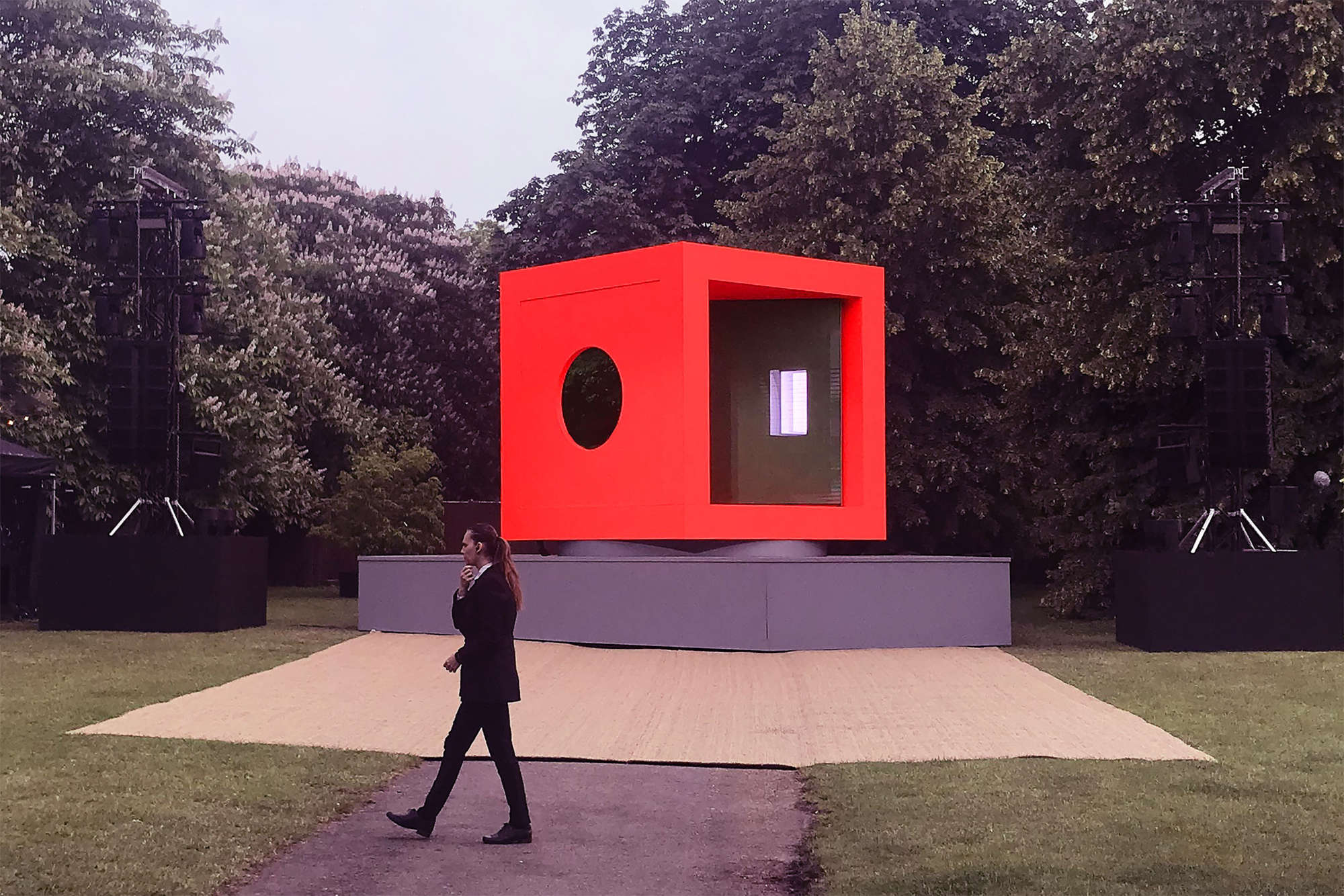 SERPENTINE SUMMER PARTY 2019 | Es Devlin